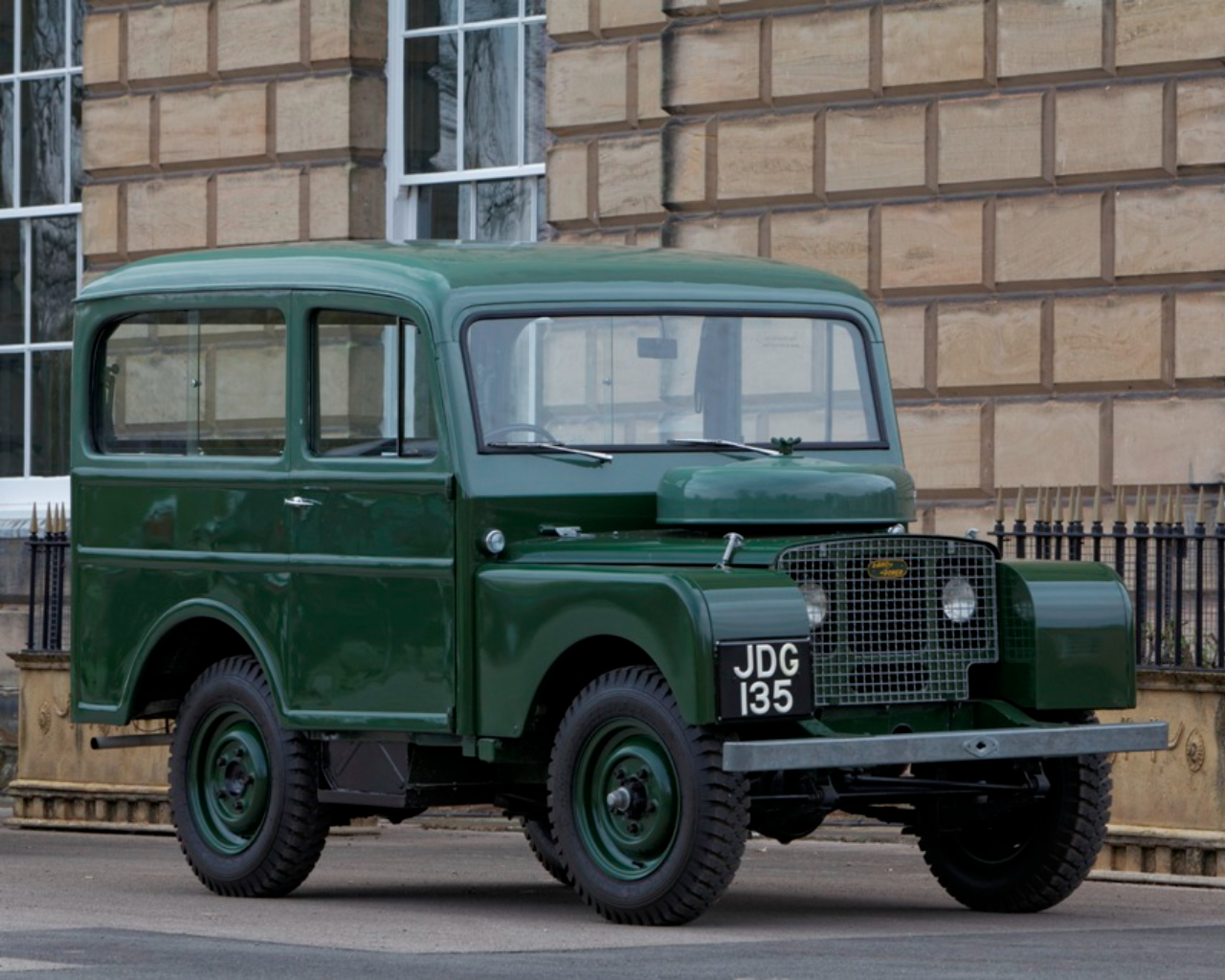 Online Collections - Details Page